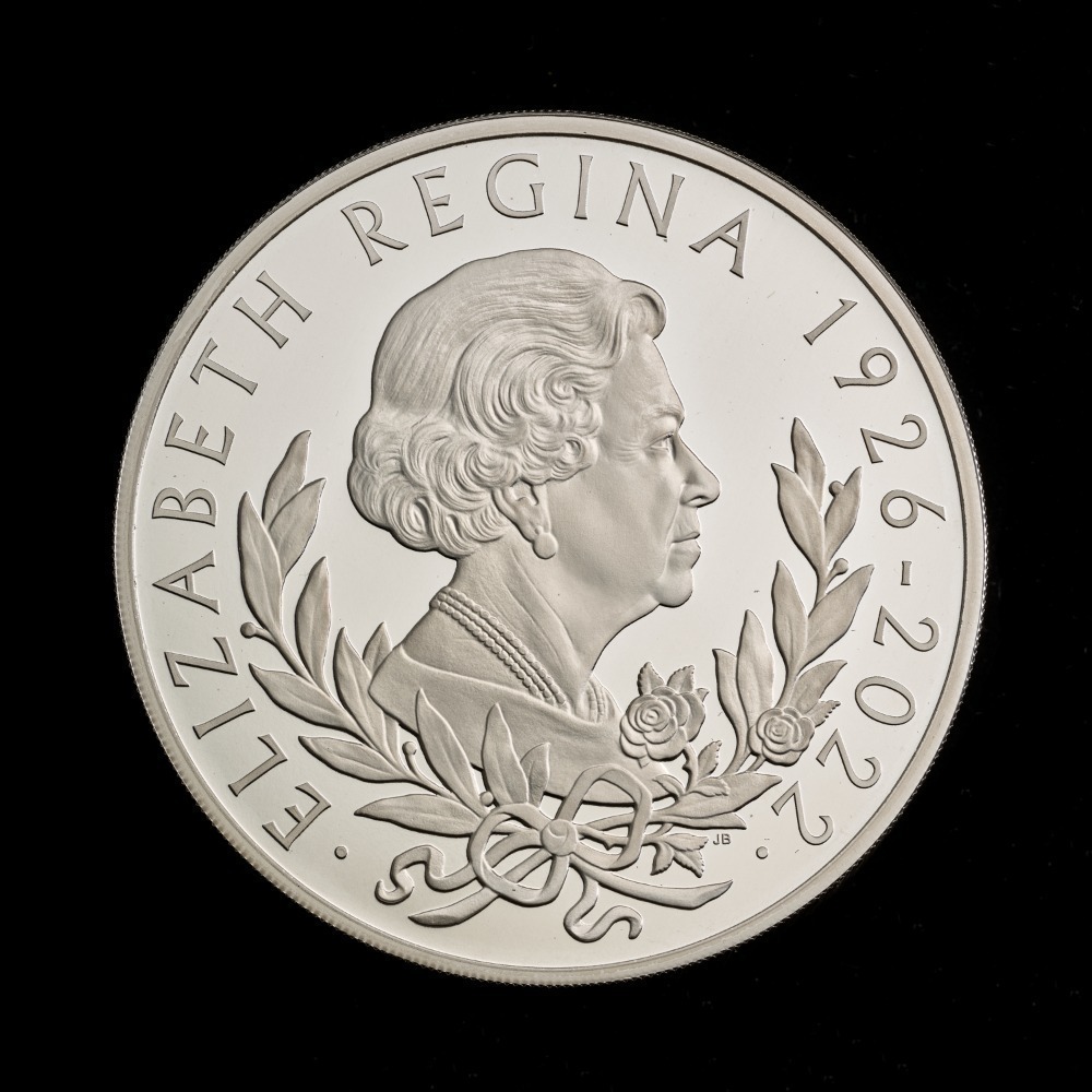 Her Majesty Queen Elizabeth II 2022 10oz Silver Proof Trial Piece